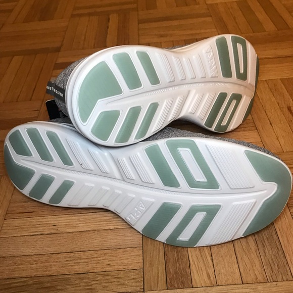 APL | Shoes | Nwt Apl Athletic Propulsion Labs Techloom Phantom | Poshmark